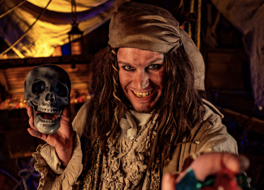 Hatton Escape Rooms - Live Escape Games in Warwickshire | Mutiny